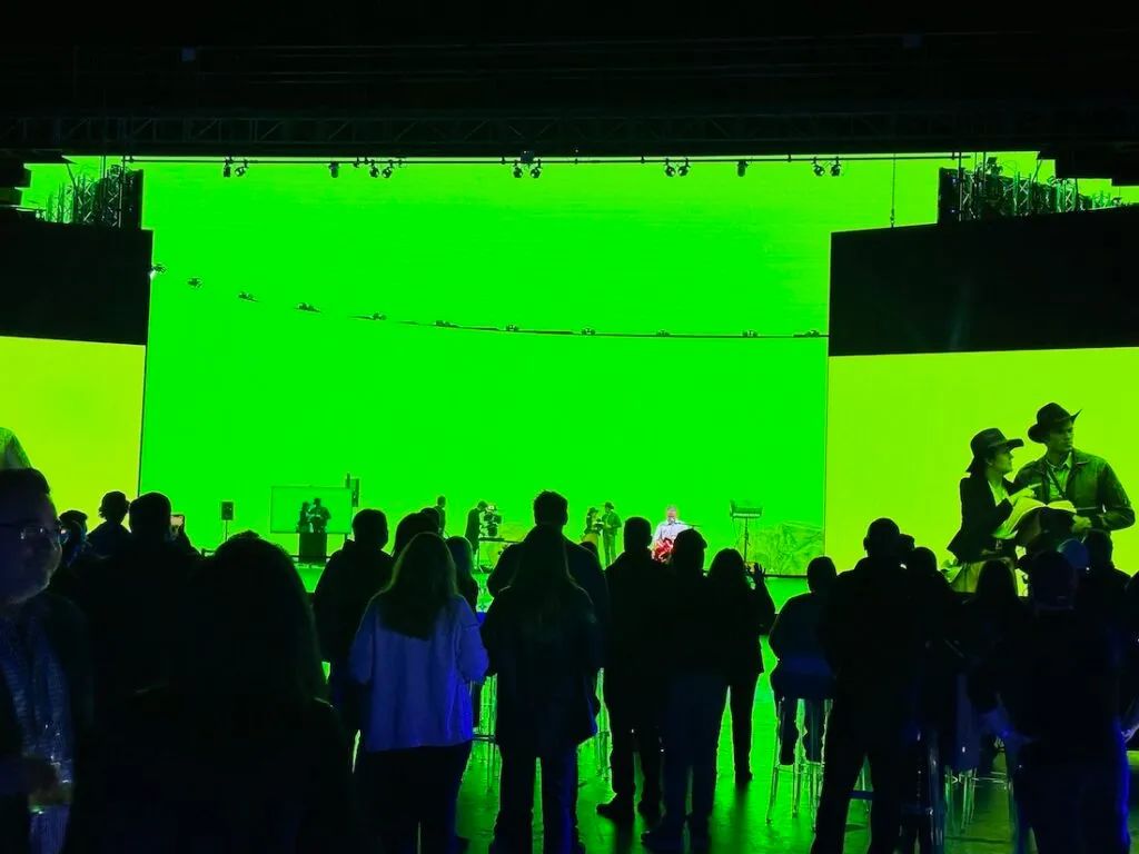 Amazon Studio | 亚马逊推出北美最大虚拟影棚